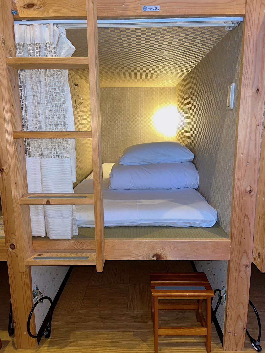 [社員]大阪なんば外国人旅行者向けゲストハウス〈CAFE＆Hostelきみといちご〉グランドオープニングスタッフ募集/大阪-「やまとごころキャリア」